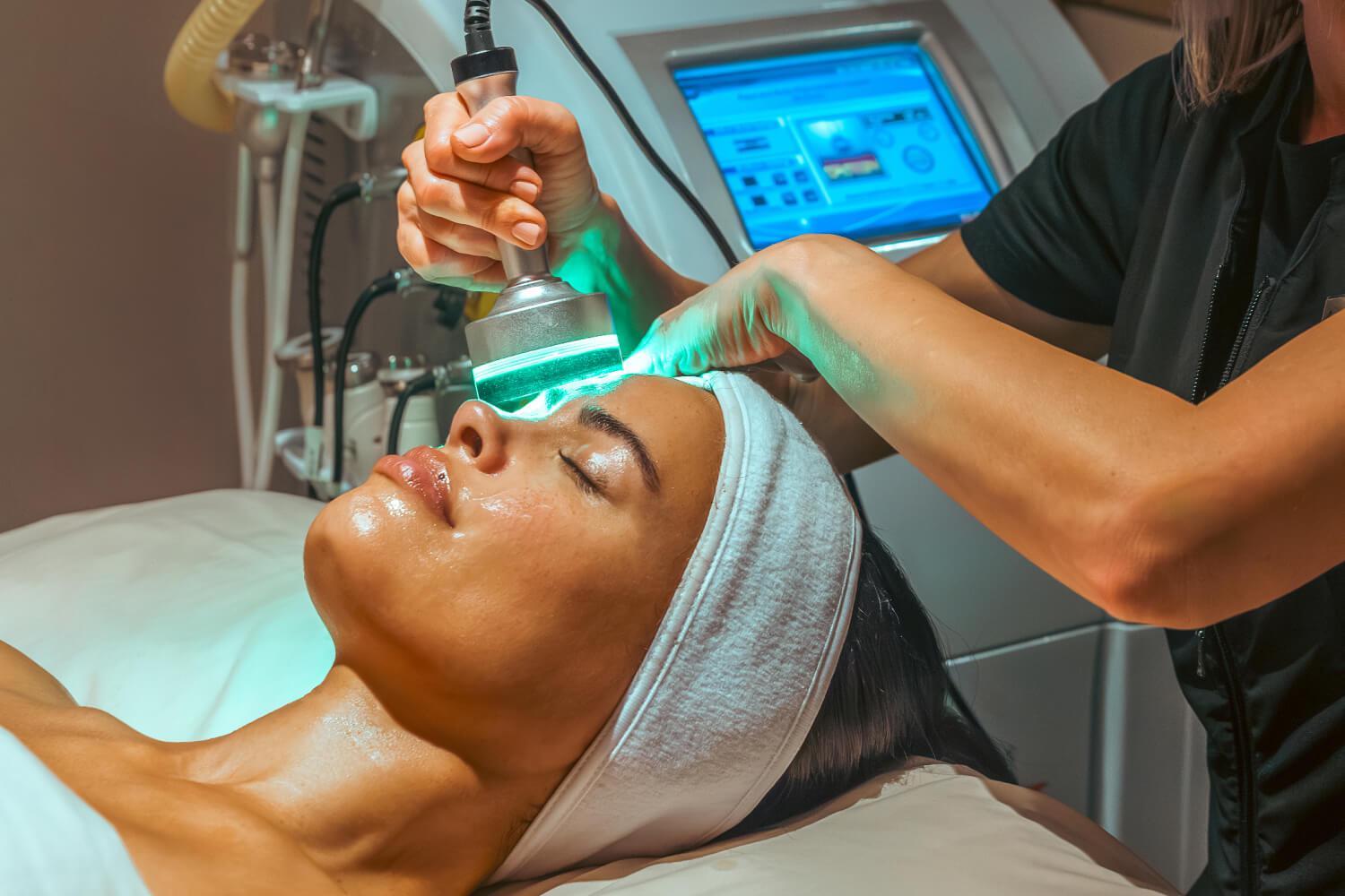 Glo2Facial by Geneo at Canyon Ranch spa + fitness | Las Vegas