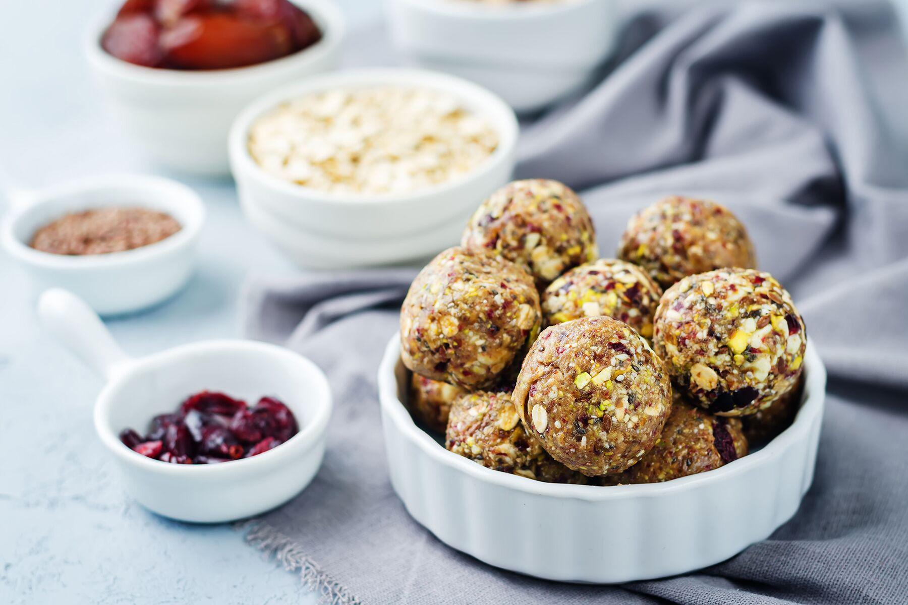 Cranberry Pistachio Energy Bites | Read & Be Well | Canyon Ranch