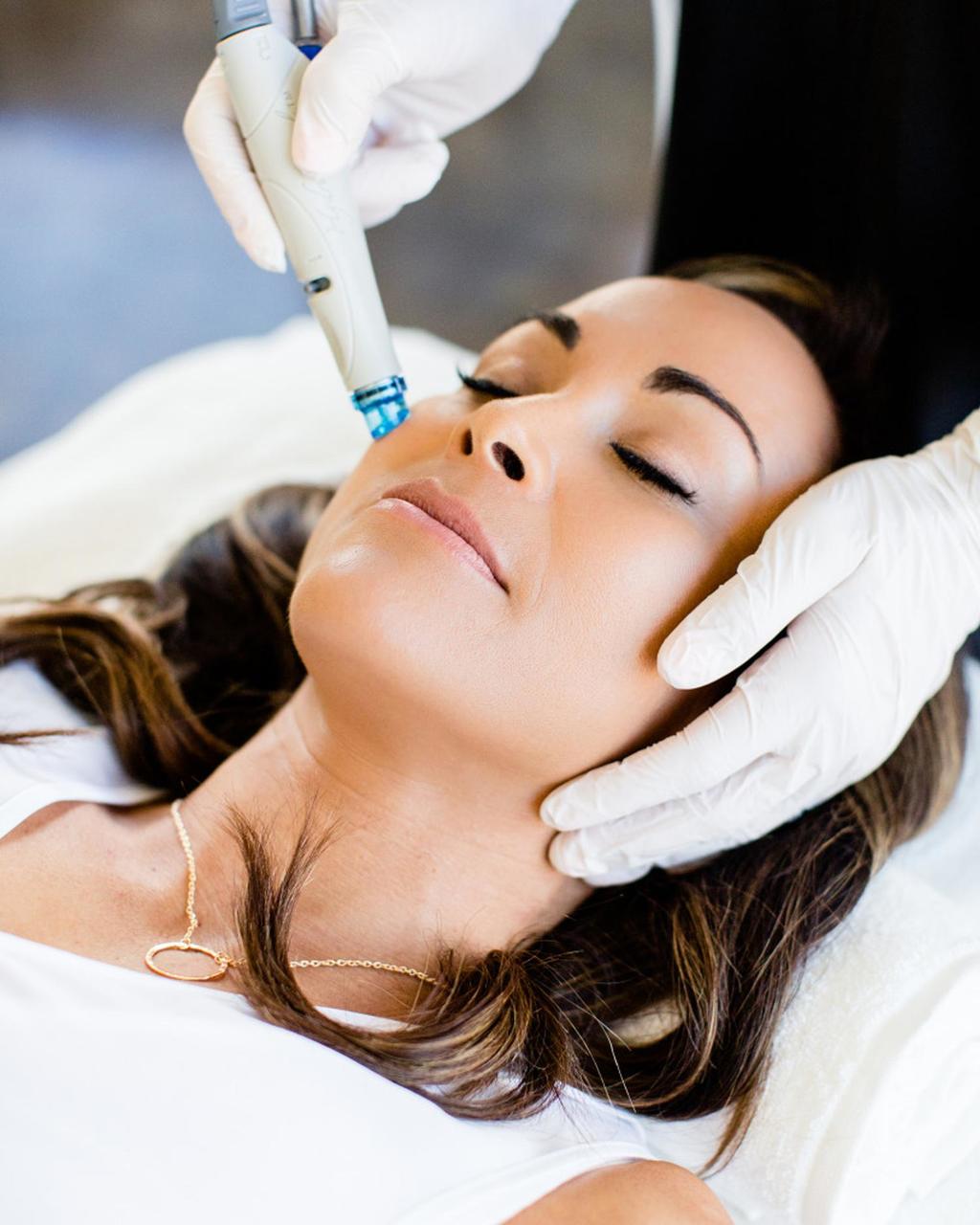 Platinum Diamond HydraFacial at Canyon Ranch | Medical Spa